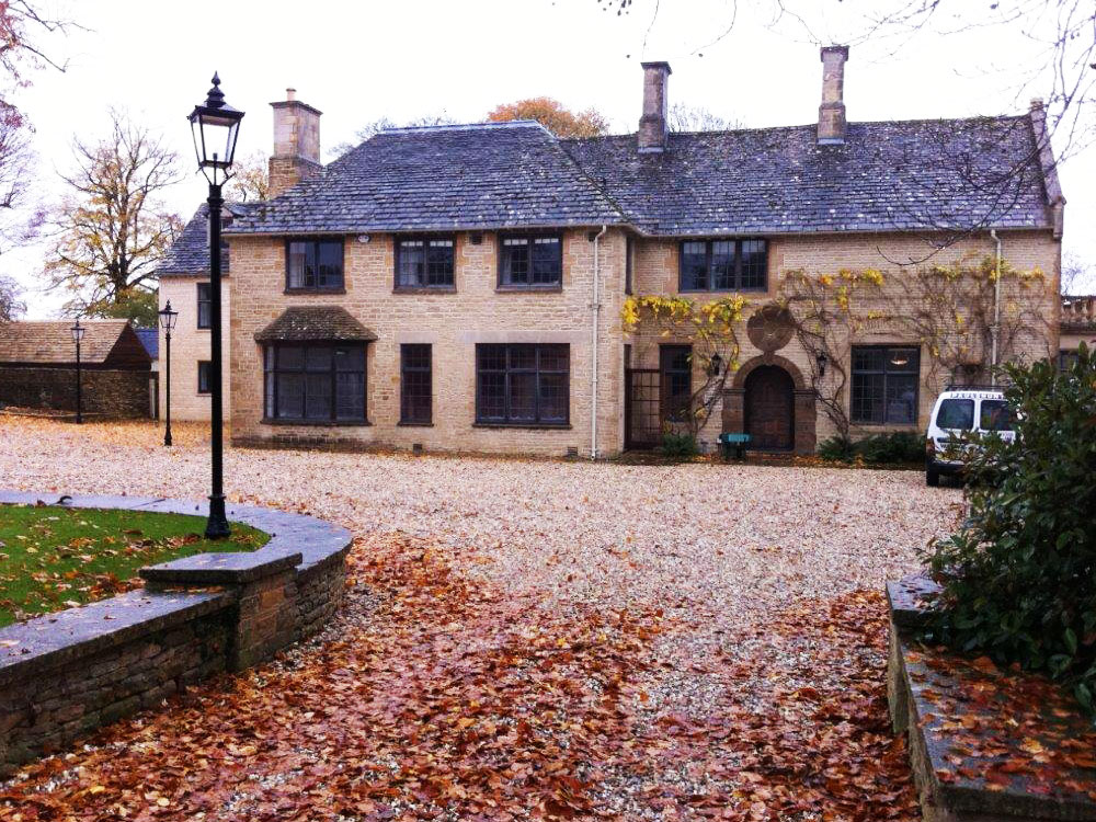 Paul Hunt Electrical - Installing Electrical Solutions Since 1968